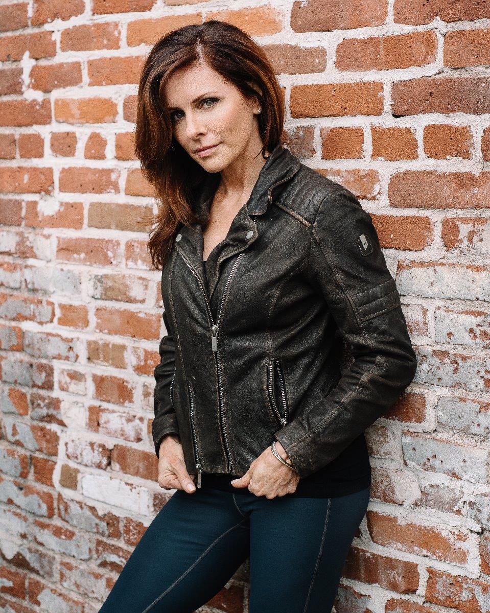 Ena O'Rourke - Female Model - Donna Baldwin Agency